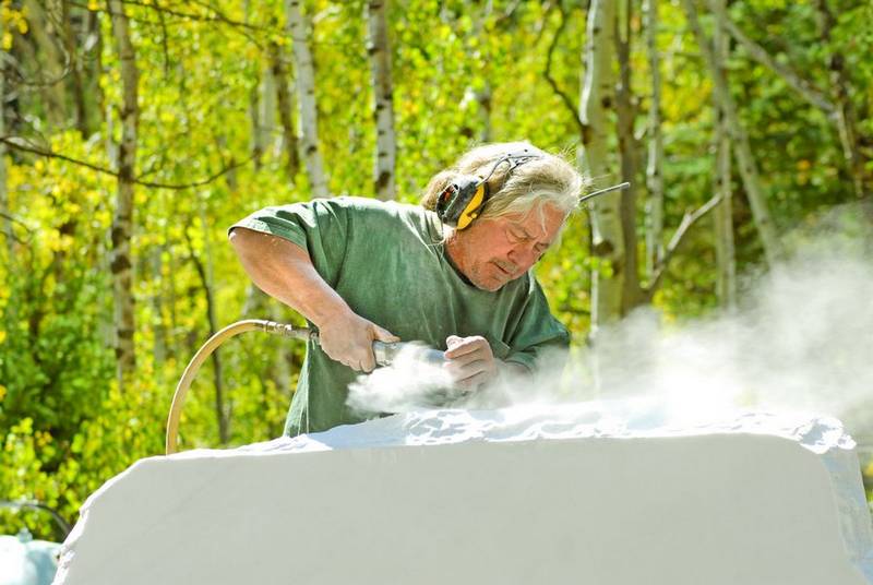 A tribute to Emily Keyes: Sculptor inspired to get involved ...